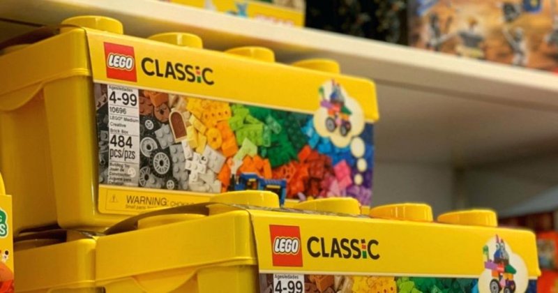 Lego Classic Medium Creative Brick Box 10696